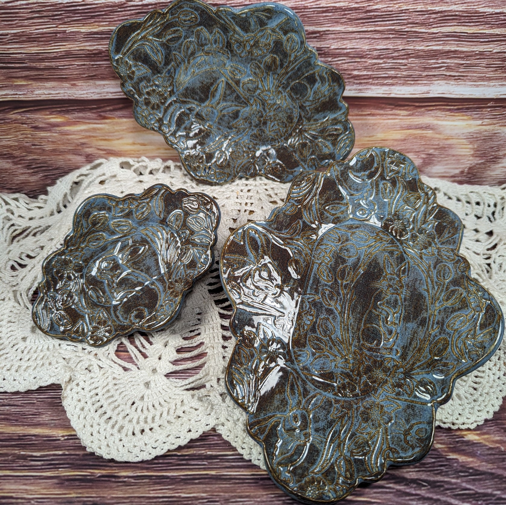 Rabbit Oval Nesting dishes (set of three) – HaldeCraft